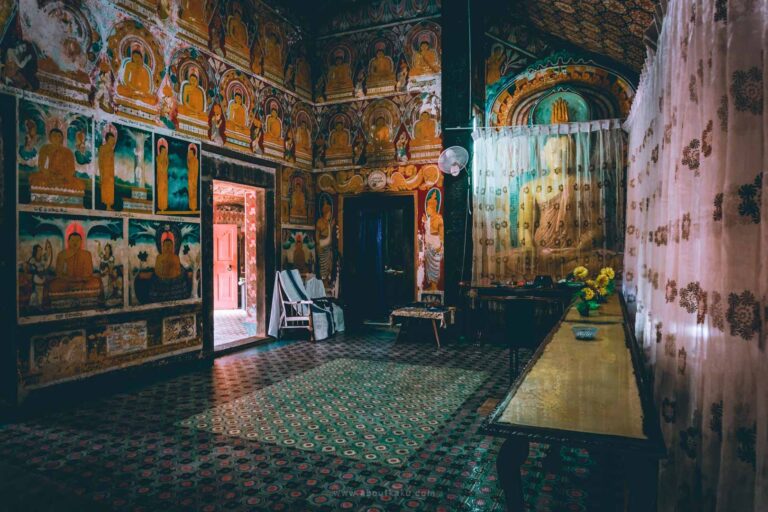 Yatagala Ancient Rock Cave Temple – Kaku